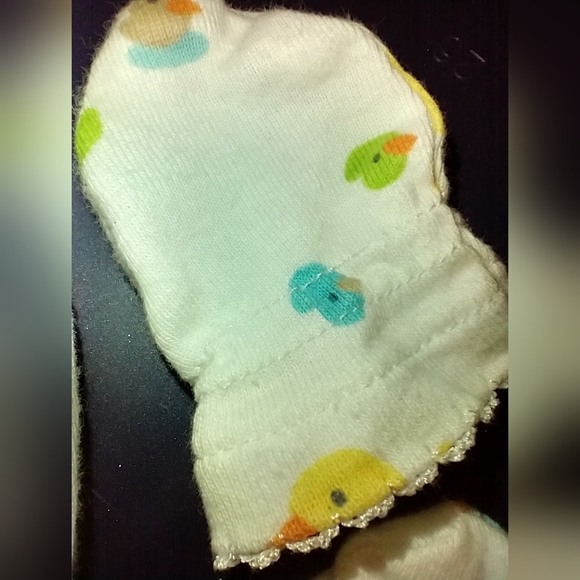 Gerber | Accessories | Gender Neutral Gerber Newborn 6mo Duck Baby Hat ...